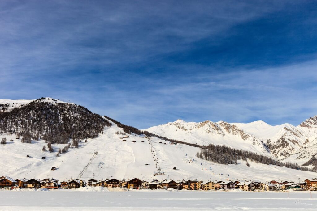 Livigno 2024/2025 ski pass: costs and promotions | Ski Area Valandrea